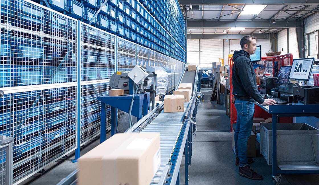 Packing store