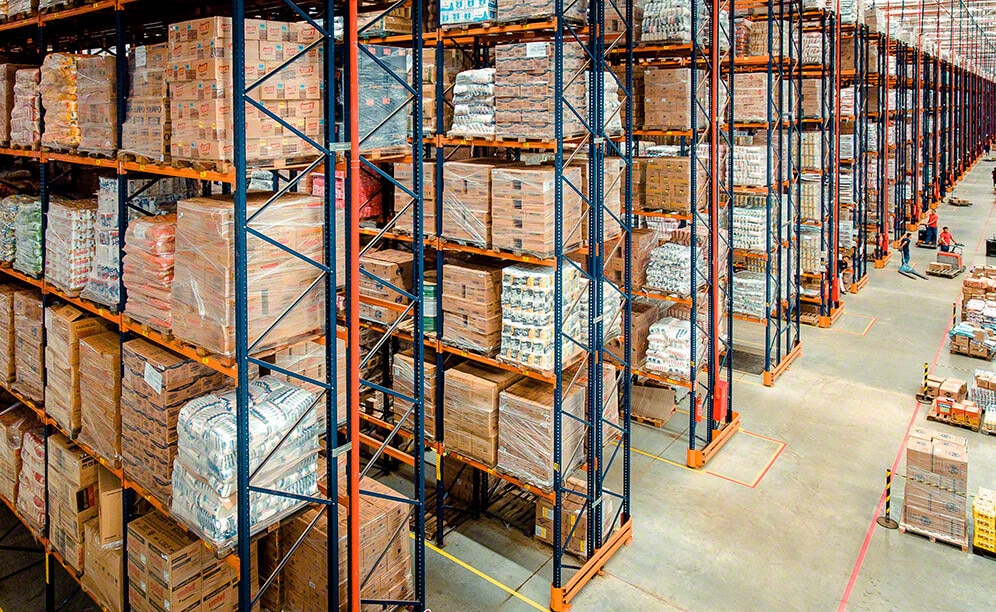 Racks selectivos de Armazém Mateus en Brasil - Mecalux.com.mx