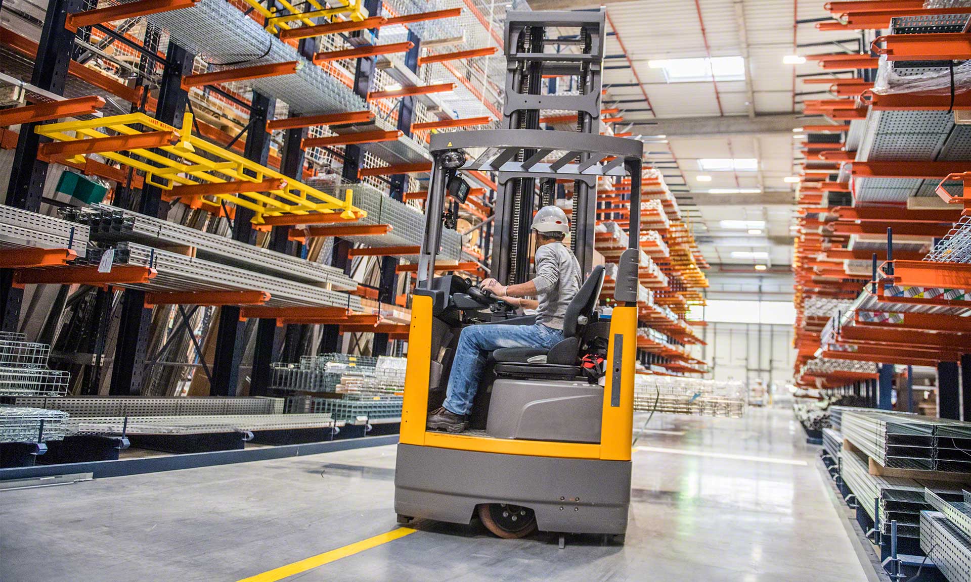 EPI más habituales en el almacén - Mecalux.com.mx