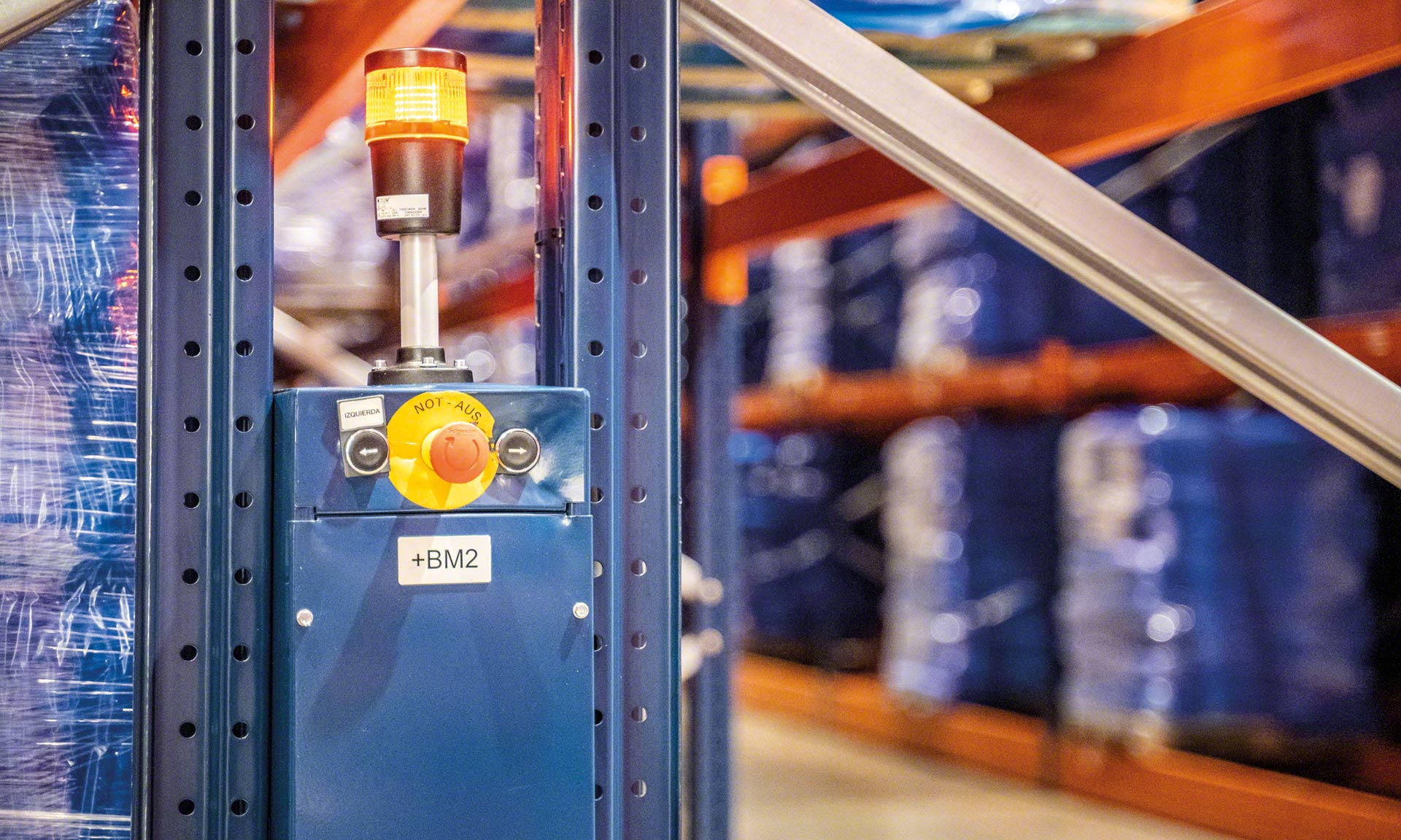 Jidoka: qué es y cómo aumenta la productividad - Mecalux.com.mx