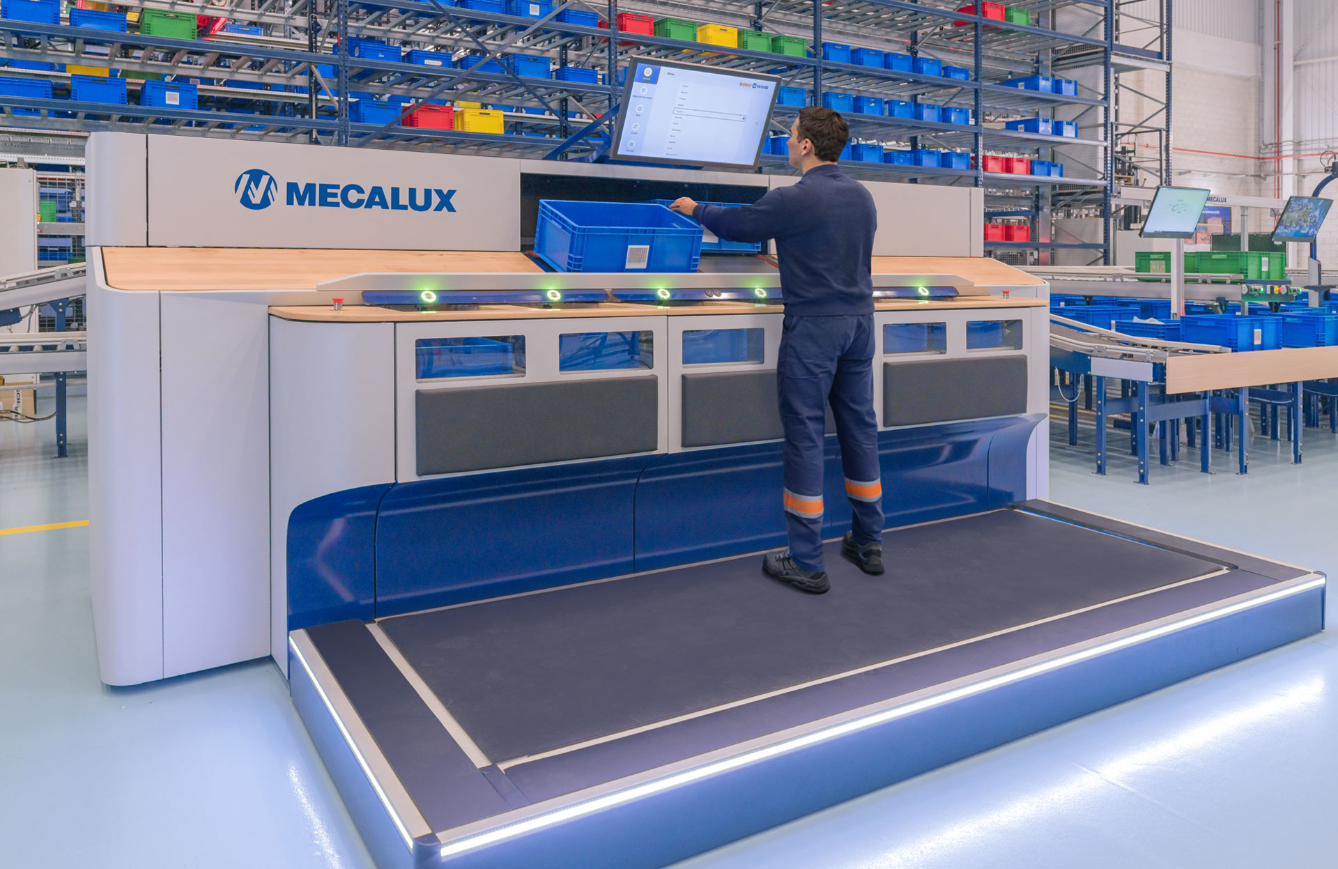 Estación de picking de alto rendimiento - Mecalux.com.mx